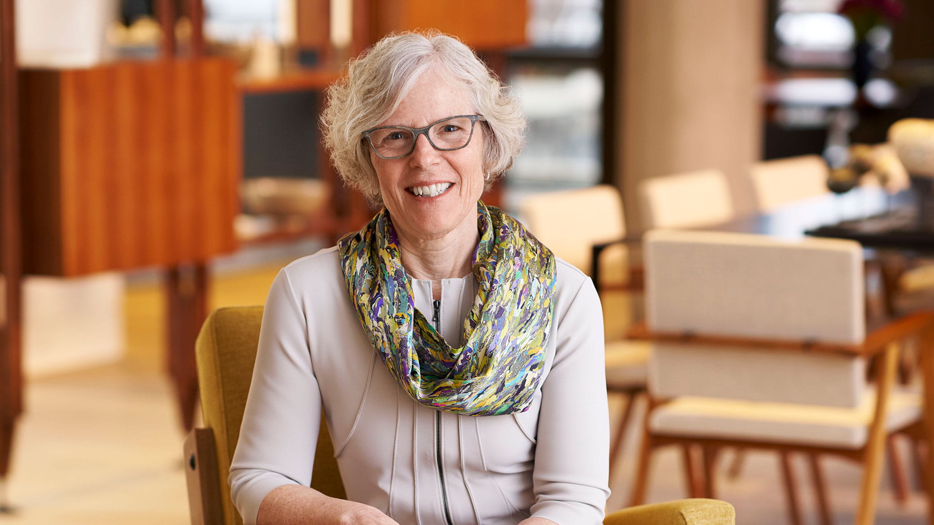 Lifting each other up | Spring/Summer 2024 Kellogg Magazine