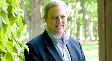 Writing in the eye of the storm - Kellogg School of Management