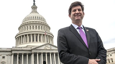 Rep. Brad Schneider ’88 wants to take the partisanship out of politics