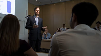 Kellogg prepares students for impact of human-machine intelligence