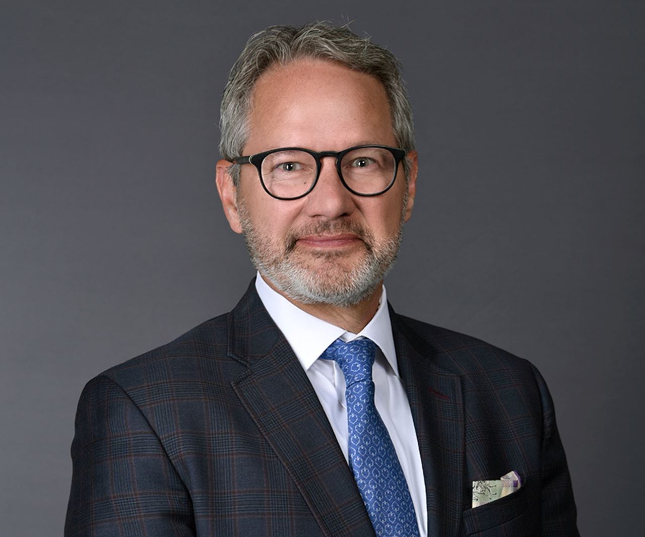 Greg Hanifee | Kellogg School of Management